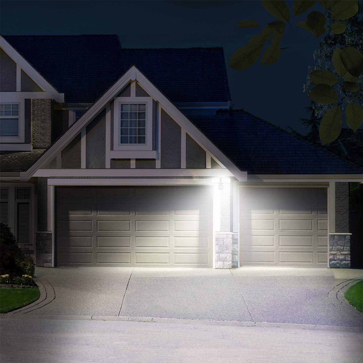 Motion Sensor Flood Light 30W 3200lm Security Light Wall Mount - White